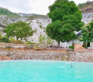 7 Tempat Pemandian Air Panas di Danau Toba, Cocok untuk Memanjakan ...