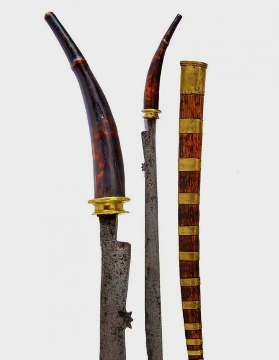 15 Oleh-oleh Khas Danau Toba: Souvenir, Cenderamata, Seni Ukir ...