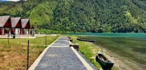 15 Tempat Camping di Danau Toba, Spot & Lokasi Berkemah Terbaik di ...