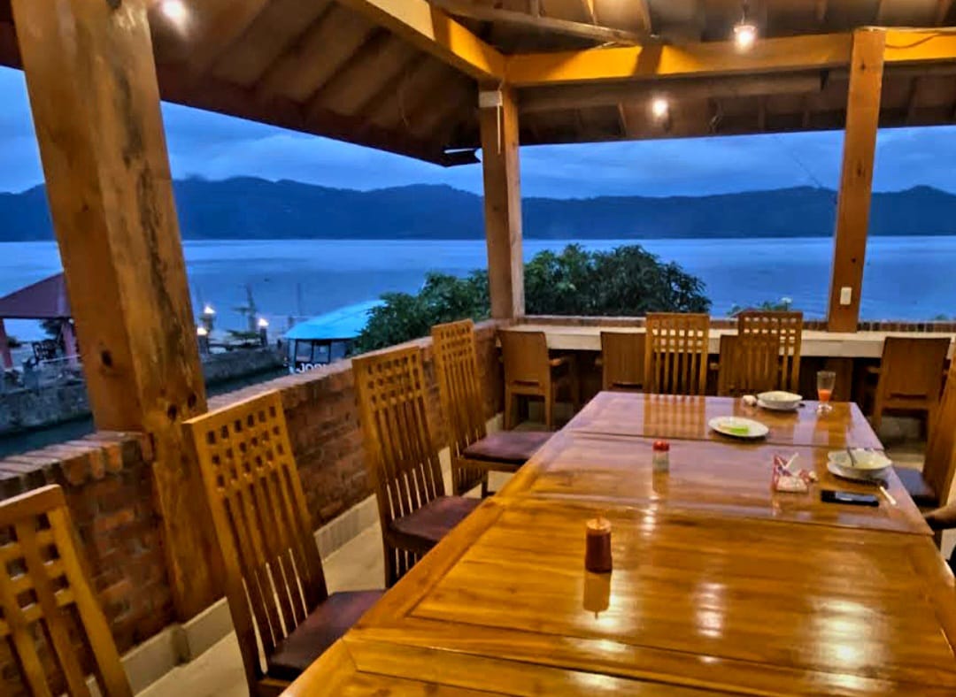 5 Tempat Wisata Malam di Samosir, Tempat Hiburan & Bersantai Malam di ...