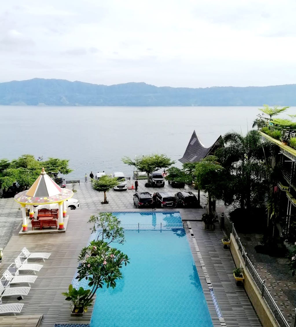 20 Hotel di Danau Toba Terbaik, Ada yang view Danau Toba & Kolam Renang ...