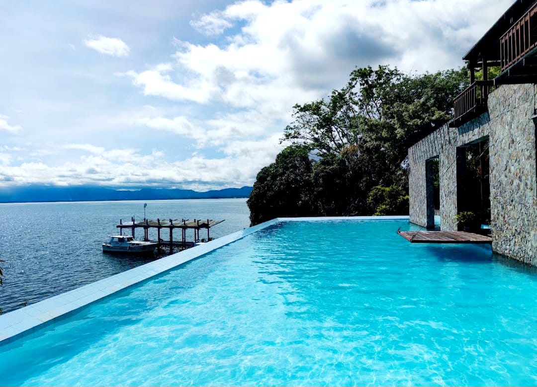 20 Hotel di Danau Toba Terbaik, Ada yang view Danau Toba & Kolam Renang ...
